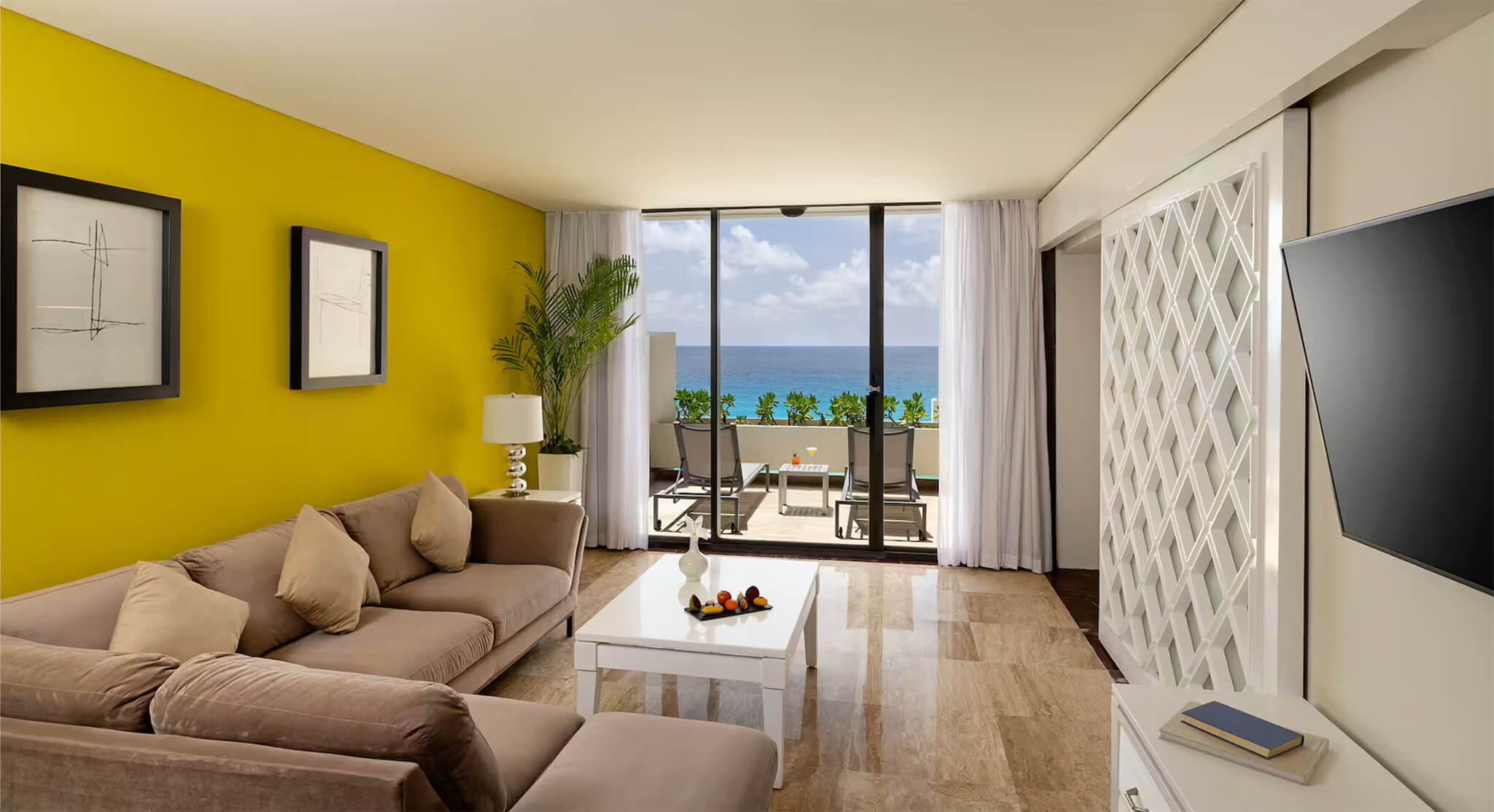 Packages - Paradise Blue 2024